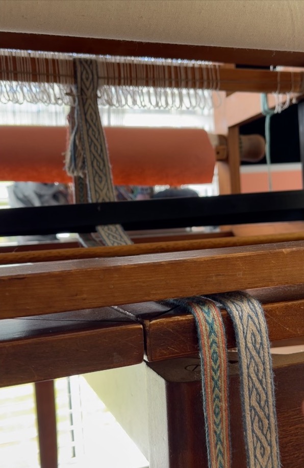 Converting my old loom – Simple Crafty Life